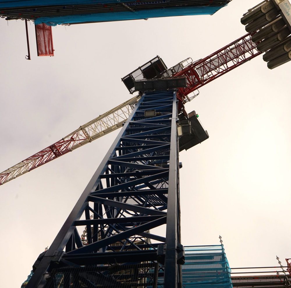 The difference between luffing jib, saddle jib, and remote-controlled ...